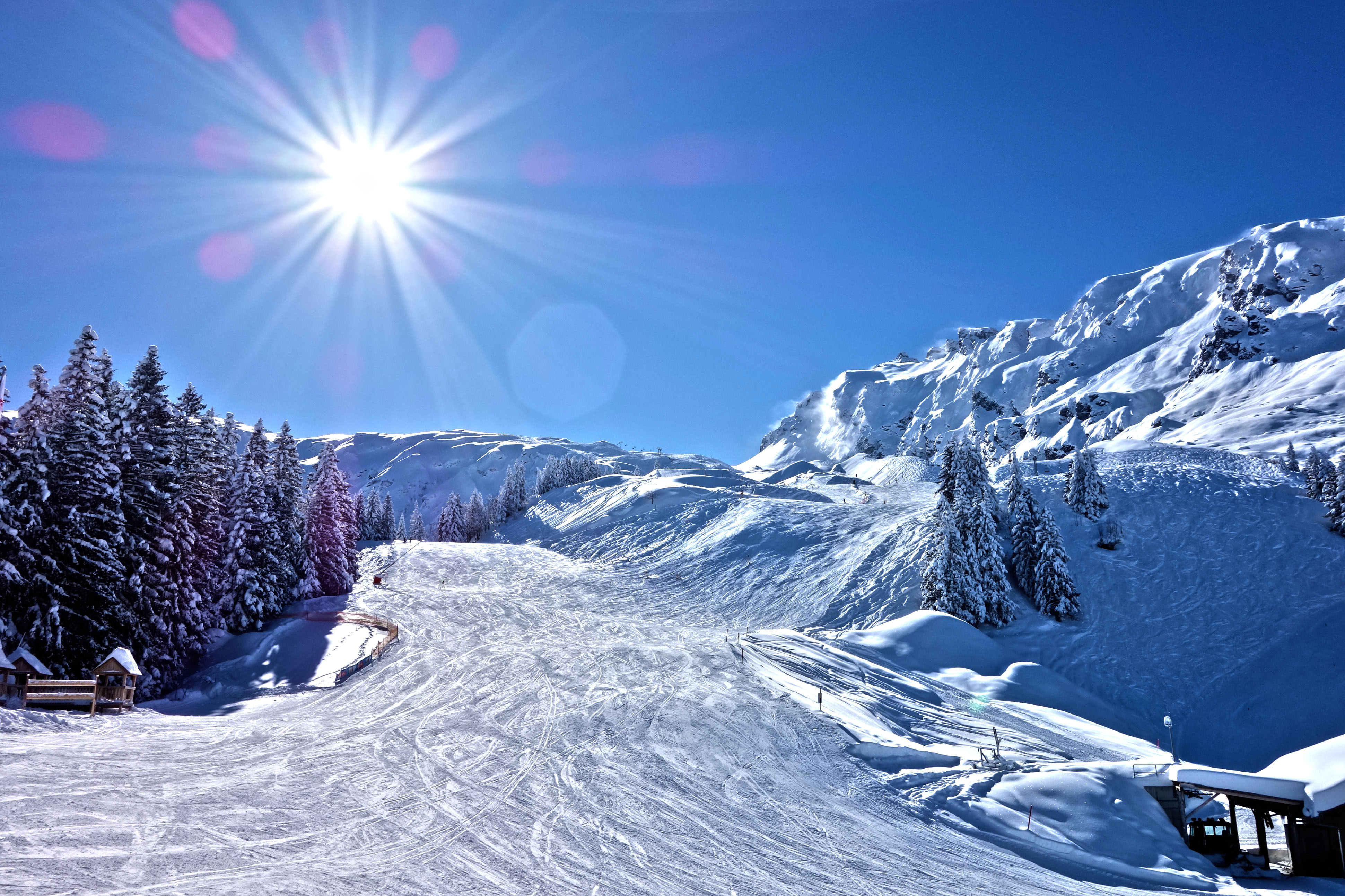 Sonne, Schnee und warmes Wasser - Best of Heidiland - Reisetipps Sonne, Schnee und warmes Wasser - Best of Heidiland - Reisetipps