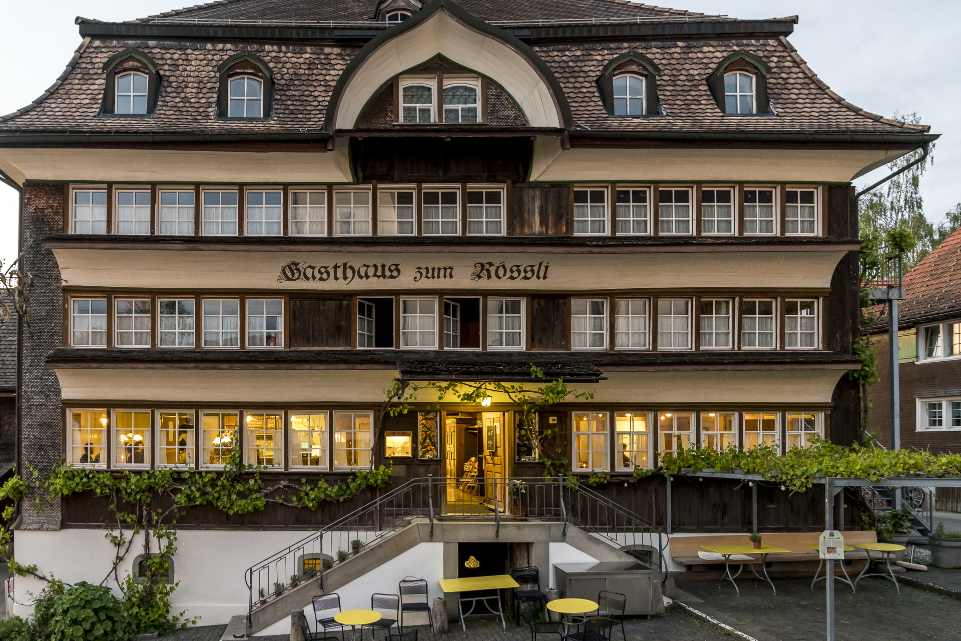 Wandern auf dem Neckertaler Höhenweg ins Gasthaus Rössli Mogelsberg