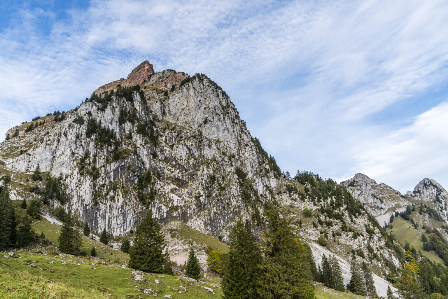 Sonnenaufgangswanderung auf den Grossen Mythen - top of Schwyz